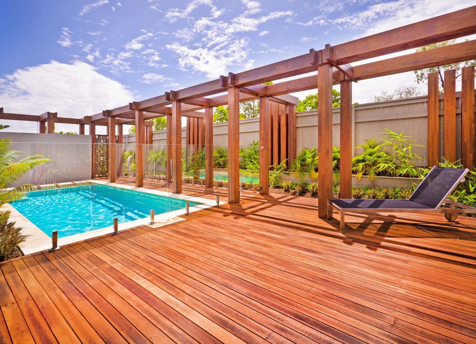 360 Glass – Glaziers in Auckland for glass balustrades, glass pool ...